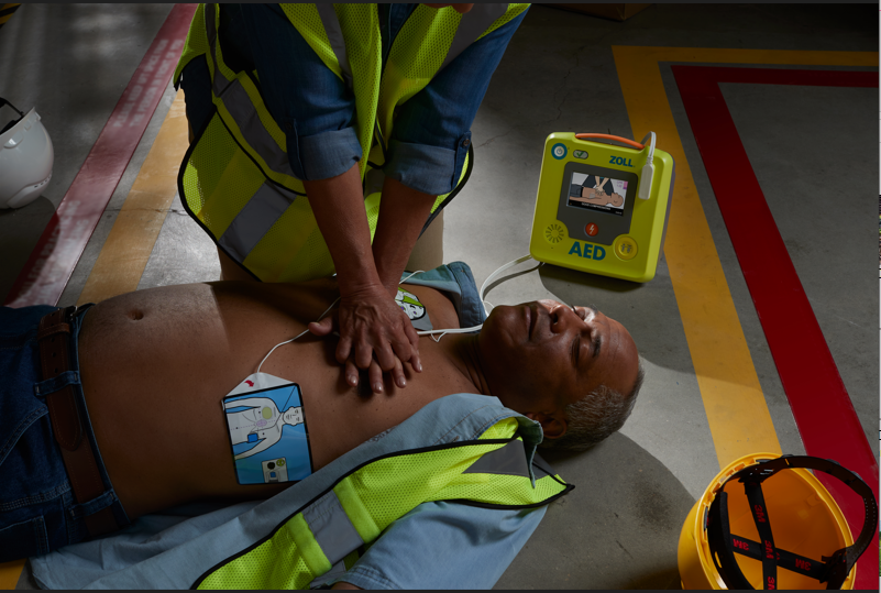 Savez-vous faire un massage cardiaque ? 123 Secours