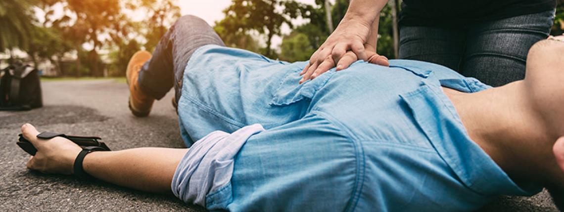 Les 4 étapes essentielles des premiers secours - 123 Secours